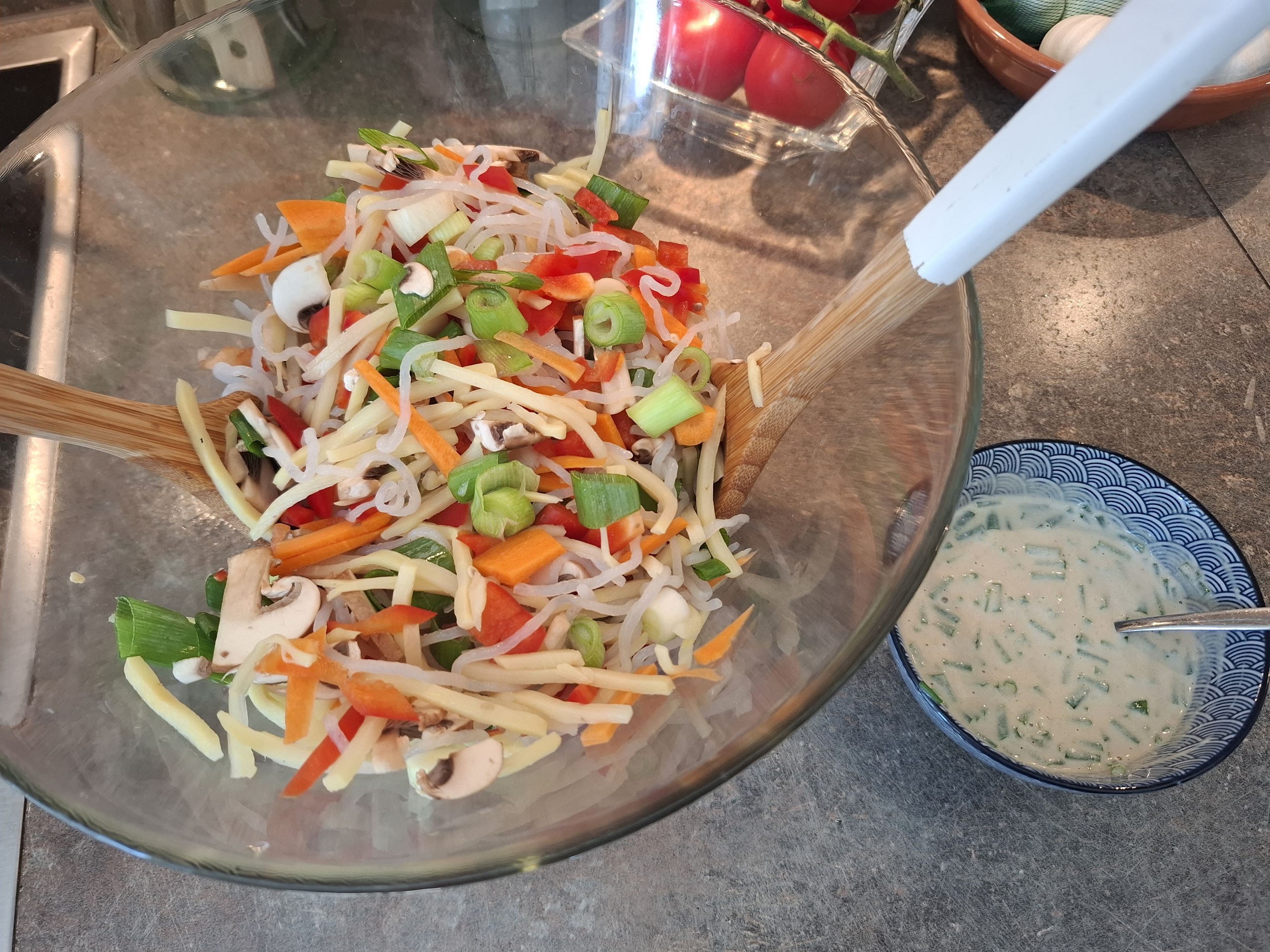 Konjaknudelsalat mit Pilz-Joghurtdressing | Kanso by Dr. Schär